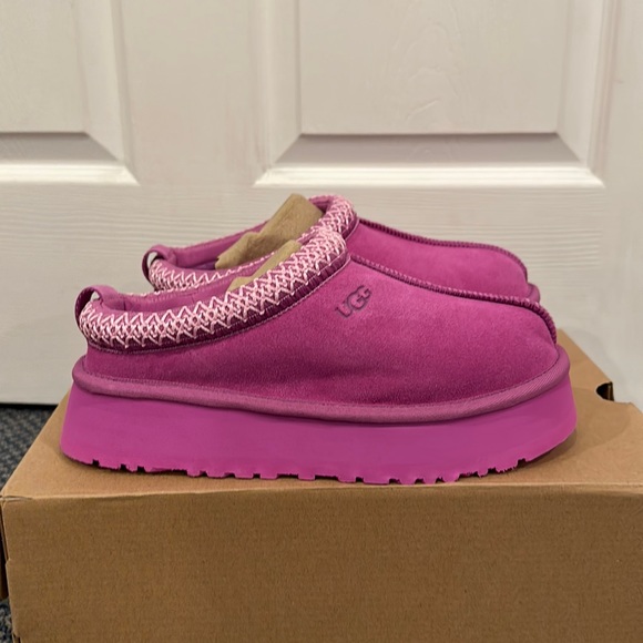 UGG | Shoes | Ugg Tazz Platform Slippers Pink Ruby 122553 | Poshmark